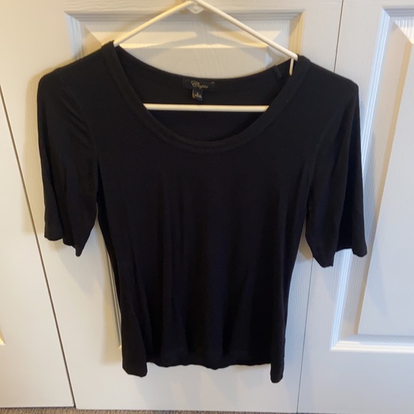 Gupio | Tops | Gupio Womens Black Shortsleeve Top S | Poshmark